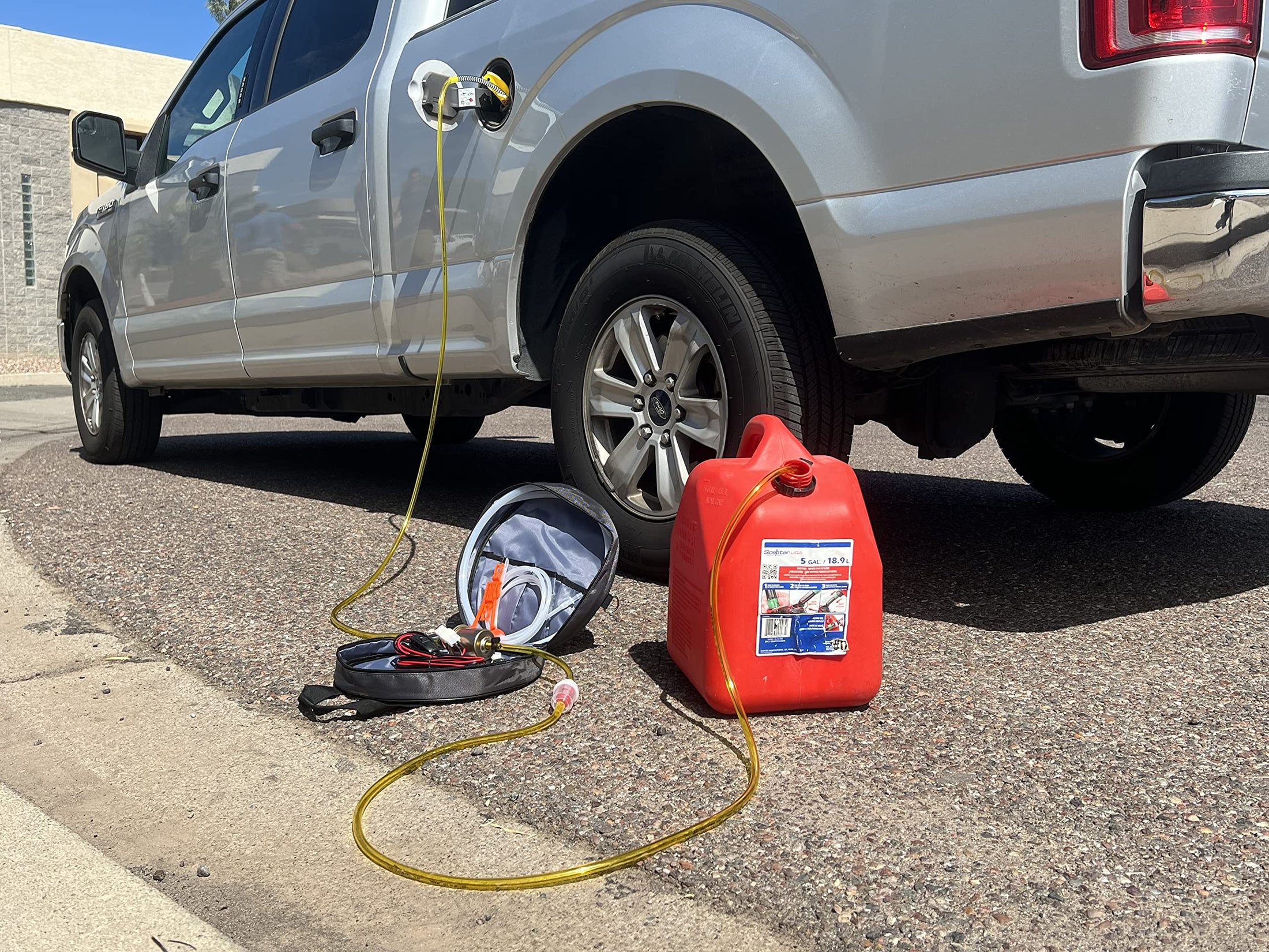 FlowJoe - GasTapper Fuel Tote 12V Transfer Pump Moves 30 Gallons of Ga ...